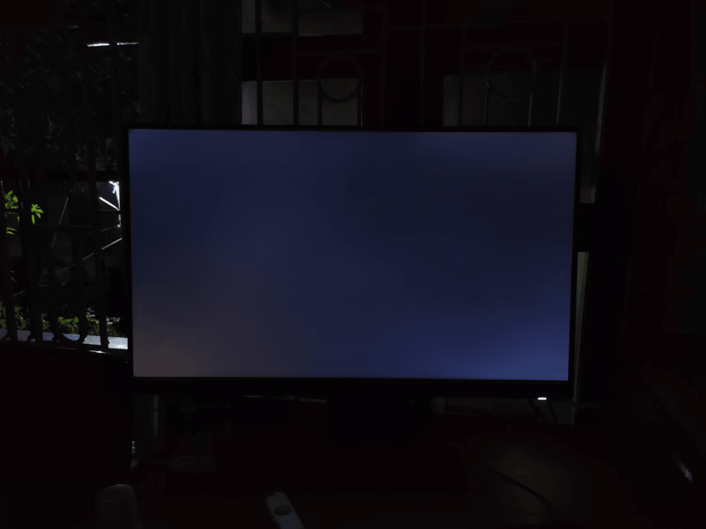 Understanding IPS Glow: Causes, Reduction Techniques, and Tips - Life ...