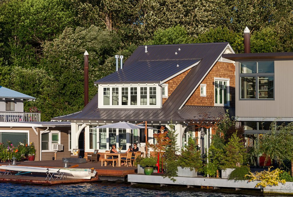 Rising Waters, Floating Houses: A Solution to Flood Worries - Life ...
