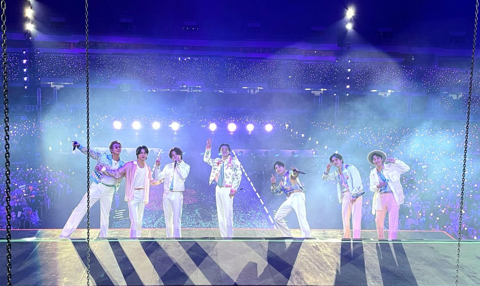 The Future of Concerts: Hybrid and Virtual Experiences