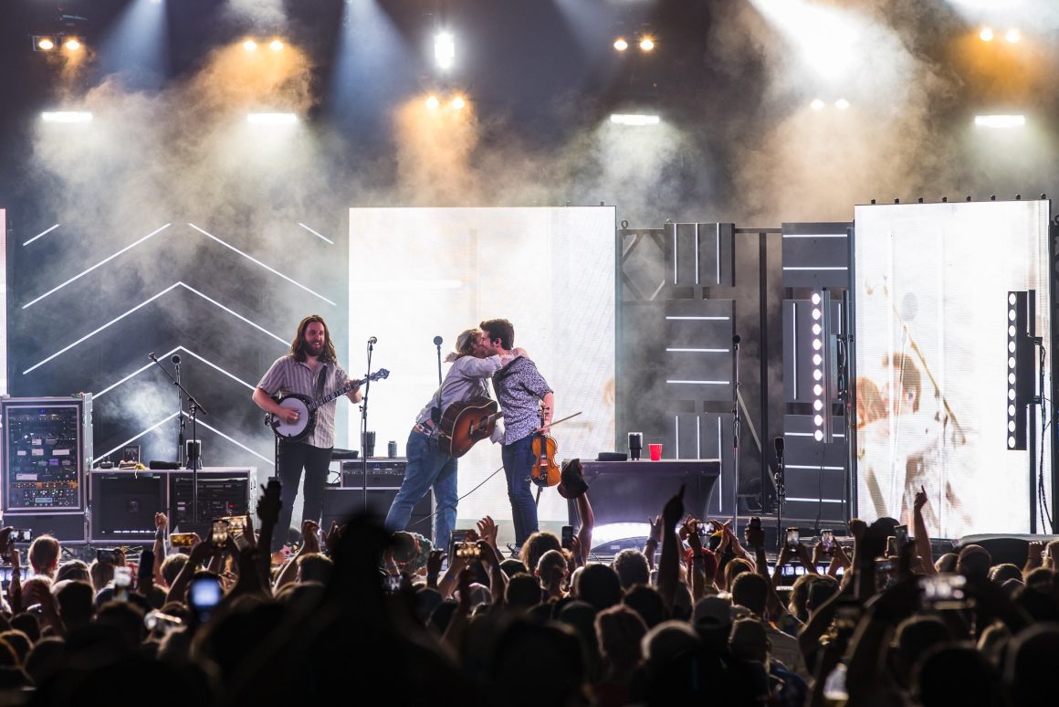 The Future of Concerts: Hybrid and Virtual Experiences