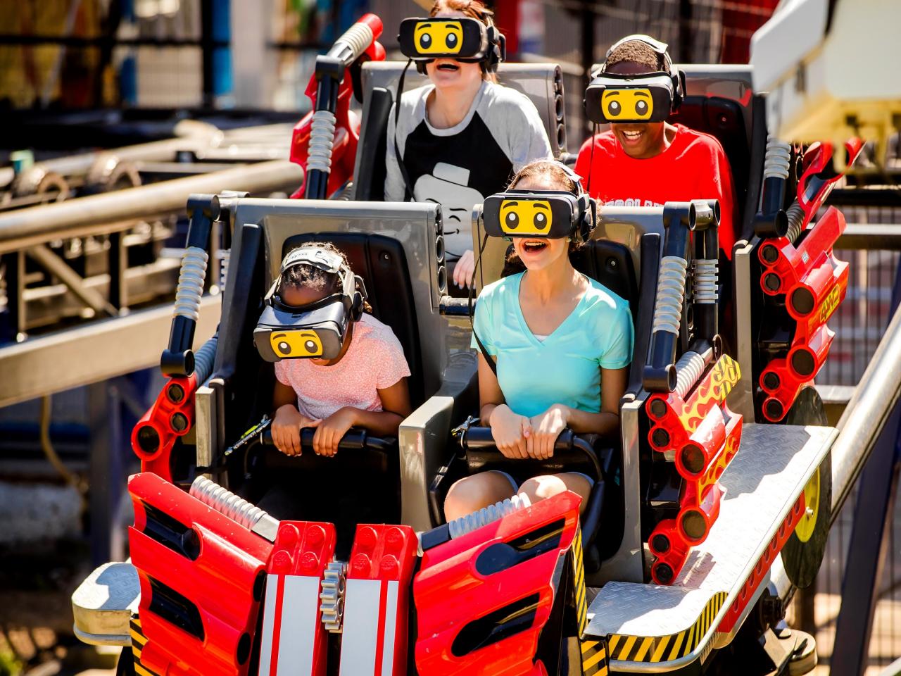 How Technology Is Transforming Theme Park Experiences