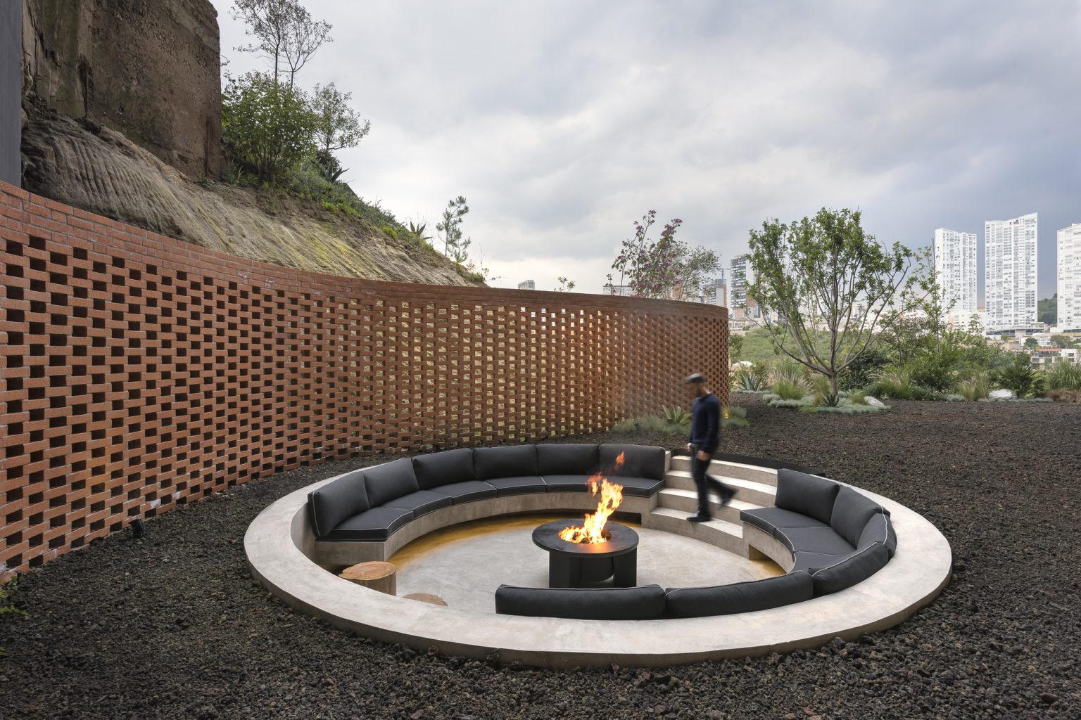 The Comeback of 70s Conversation Pits with a Modern Twist